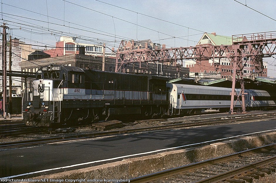 NJT 4182